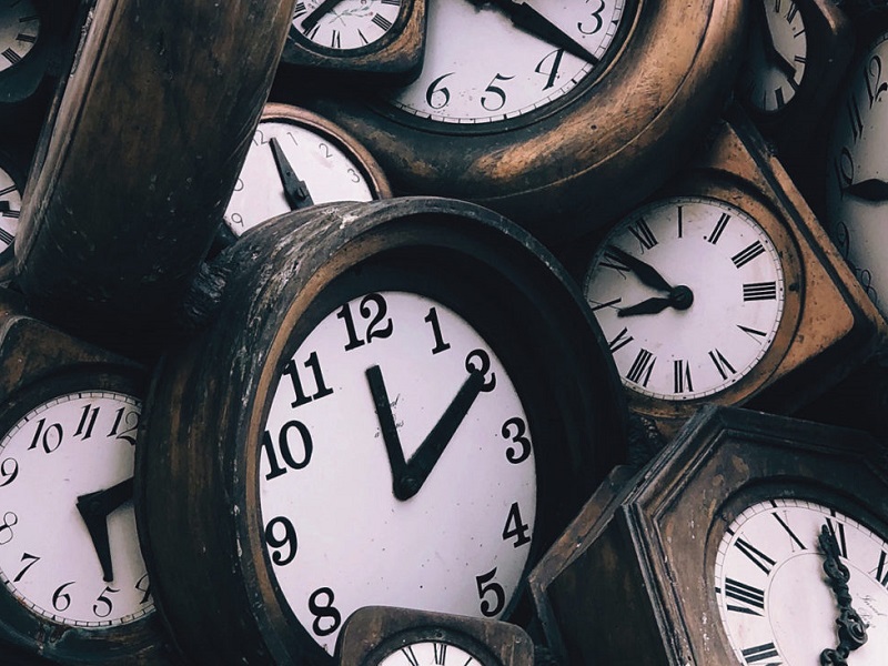 Quando torna l’ora solare? Tra sabato e domenica lancette indietro di ...