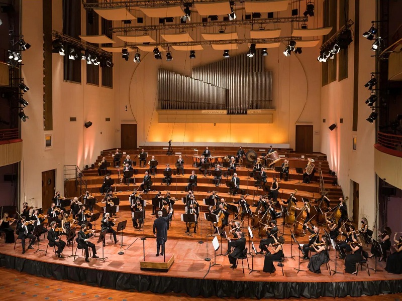 Su Rai 5 l'Orchestra Rai e Dmitry Matvienko per il Giorno della Memoria - Corriere Nazionale