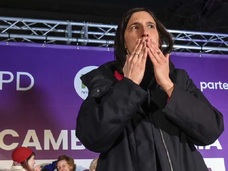 Schlein fa un passo indietro: niente nome nel simbolo del Pd alle ...