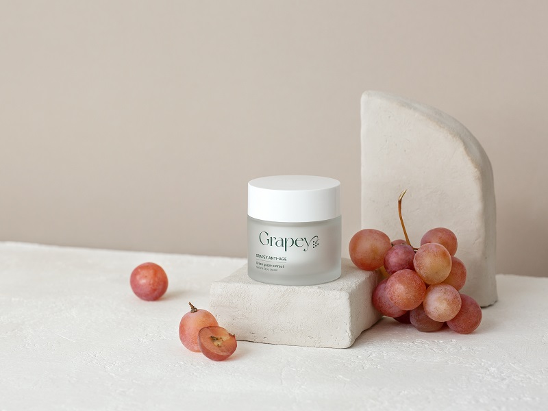 Dell'uva non si butta via niente: Grapey è il nuovo brand di cosmetica ...