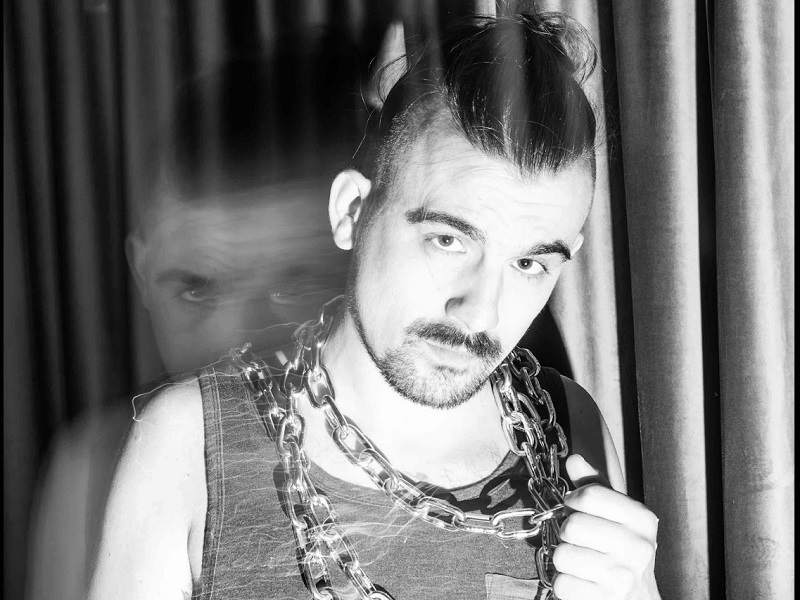 "Cabaret" è la nuova canzone di Ricky Ramirez - Corriere Nazionale