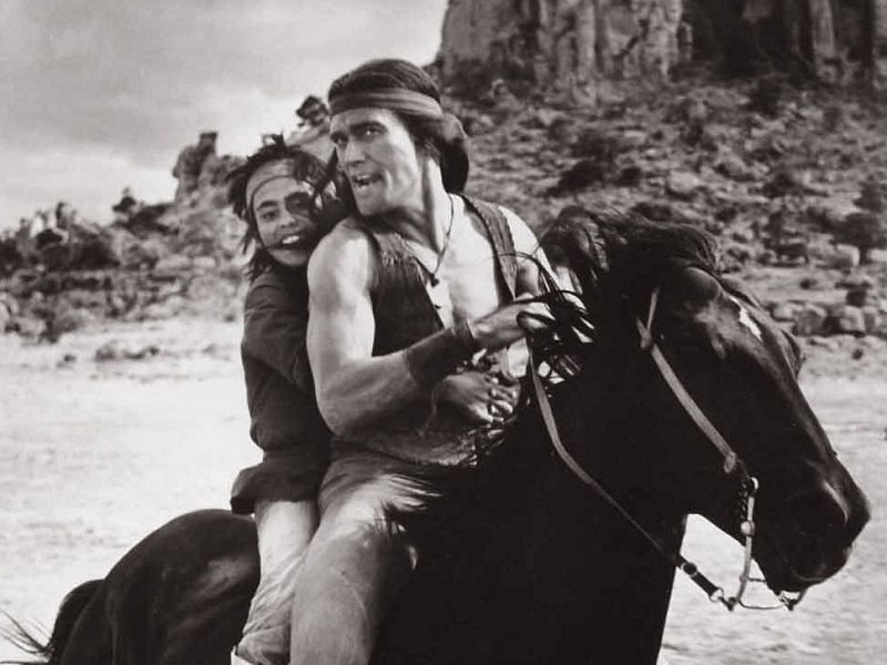 Stasera su Rai Movie il film "Geronimo!": ecco la trama - Corriere ...