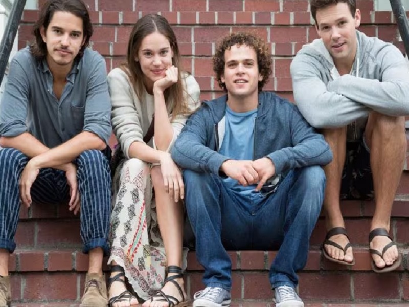 Il film "L'estate addosso" stasera su Rai Movie: ecco la trama ...