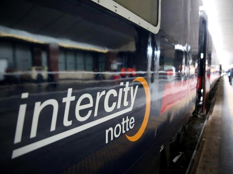 Arrivano 70 nuove carrozze per gli Intercity Notte di Trenitalia - Corriere Nazionale