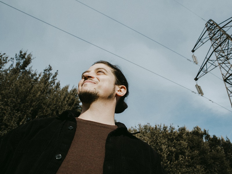 "In equilibrio" è la nuova canzone di Antonello Raponi - Corriere Nazionale