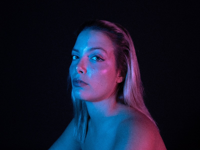 "Solo un'idea" è la nuova canzone di Maria Faiola - Corriere Nazionale