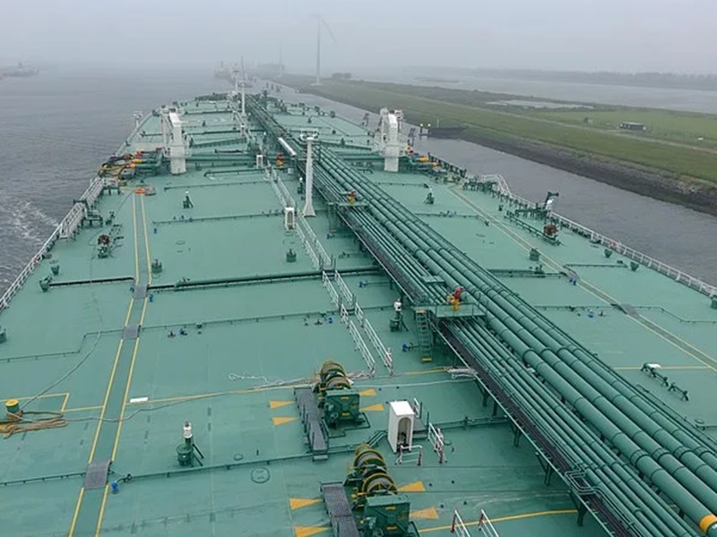 Frontline ha messo in vendita 5 VLCC più vecchie - Corriere Nazionale