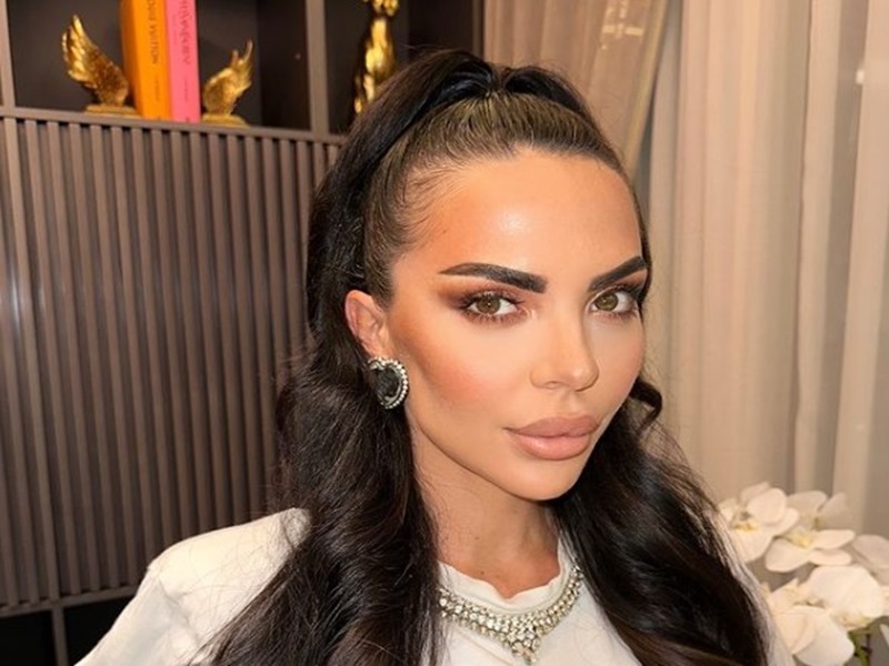 Il Codacons denuncia l'influencer Giulia Nati per le foto con la flebo ...