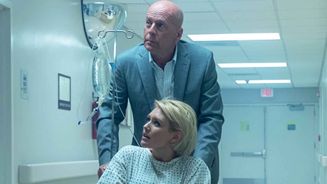 Il film "Trauma Center" con Bruce Willis stasera su Rai 4: la trama ...
