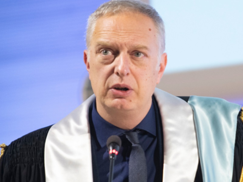 Monologo cancellato: Scurati risponde alla premier Meloni - Corriere ...