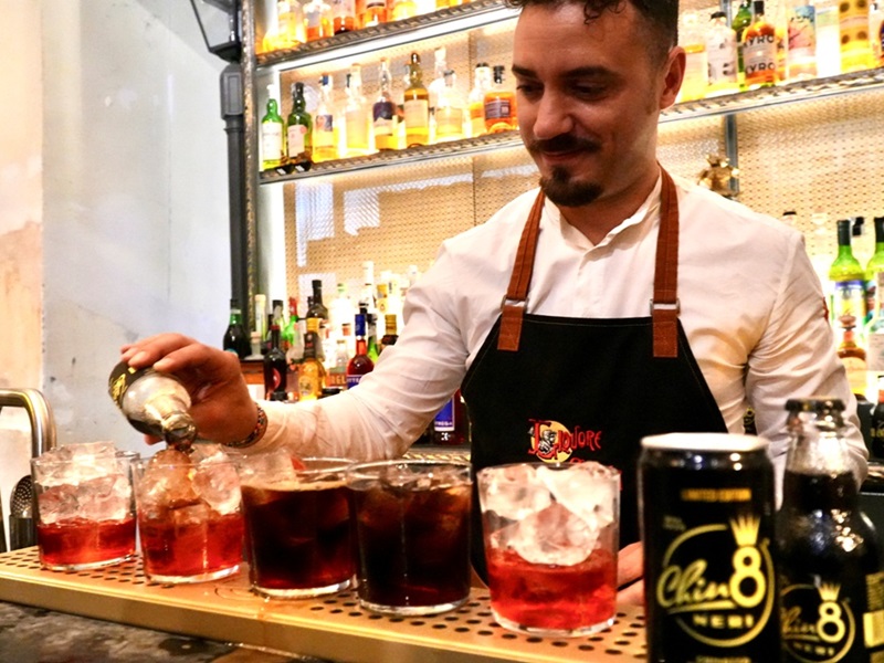 Arriva Streg8, il cocktail con Liquore Strega, Bitter 900 Rosso e Chin8 ...