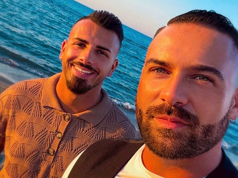 Dèlè in radio con “La Bachata (Napoli version)” feat. Mario Forte ...