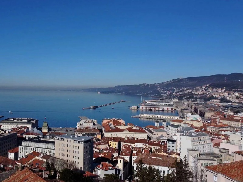 Il documentario “Vola Colomba, Trieste 1954” stanotte su Rai 3 ...