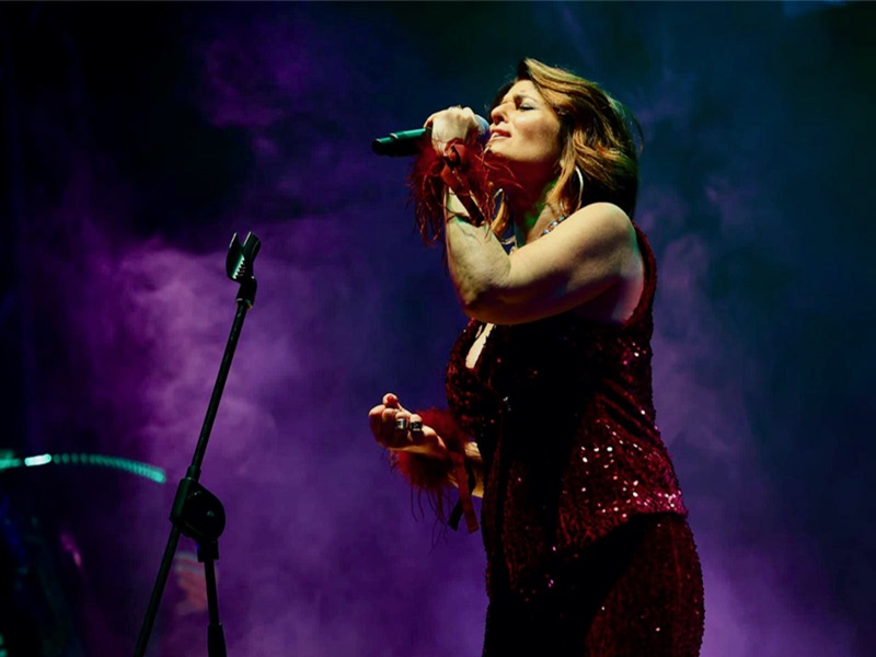 “Felicissima Festa” con Monica Sarnelli al teatro Augusteo di Napoli ...