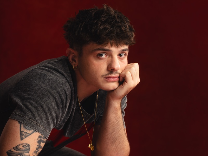 Olly pubblica l'album "Tutta vita" e inizia il tour - Corriere Nazionale