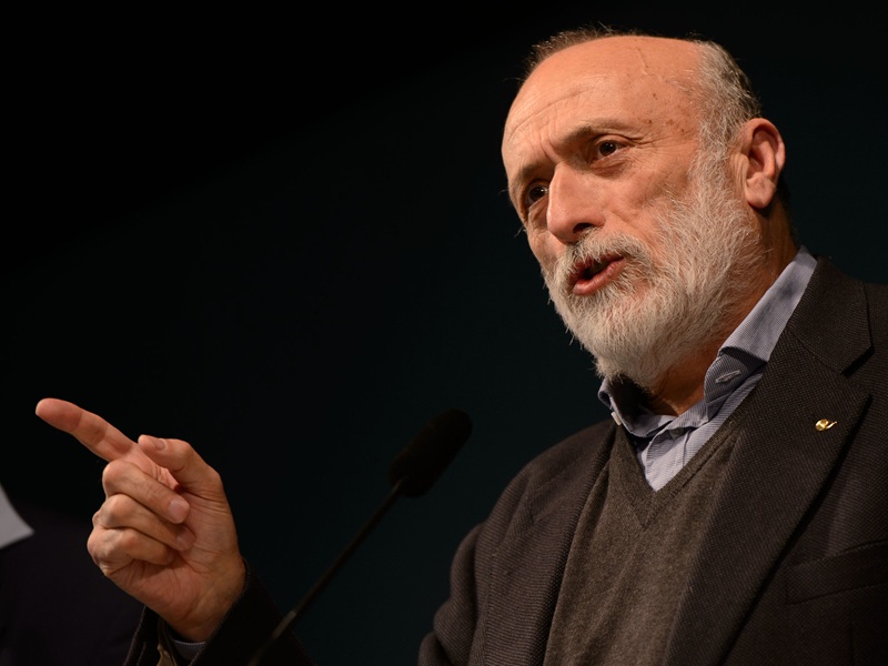 Ci ha lasciato Carlo Petrini, fondatore di Slow Food. Aveva 76 anni ...